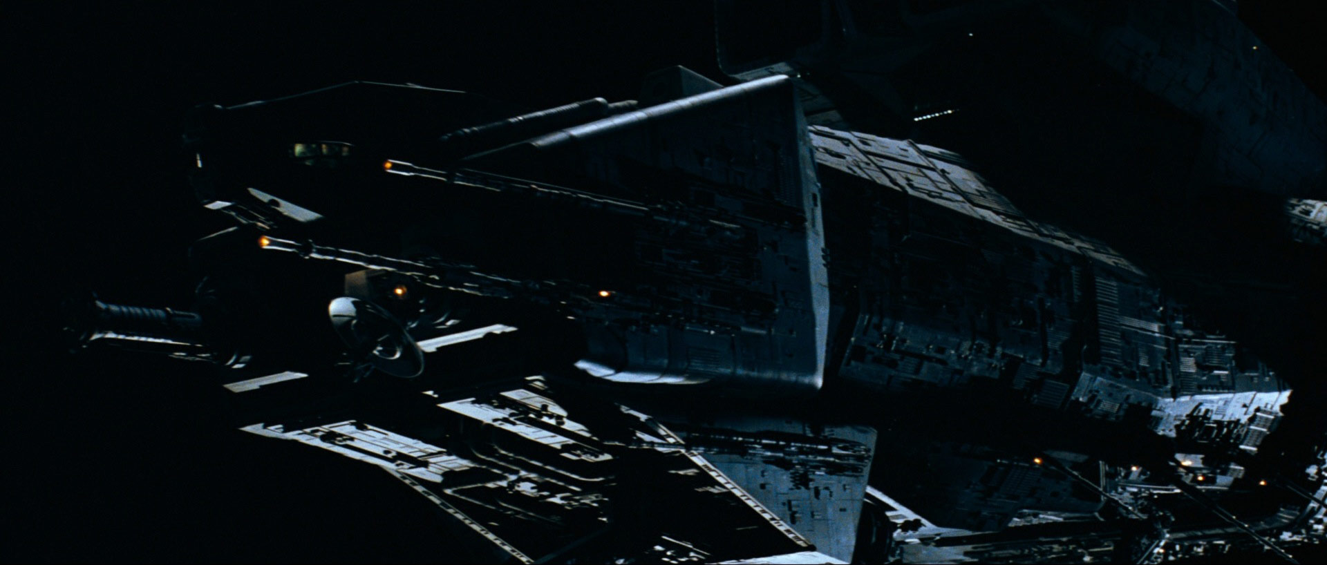 The Beautiful Film Frames: Alien (1979) Blu-Ray Screenshots