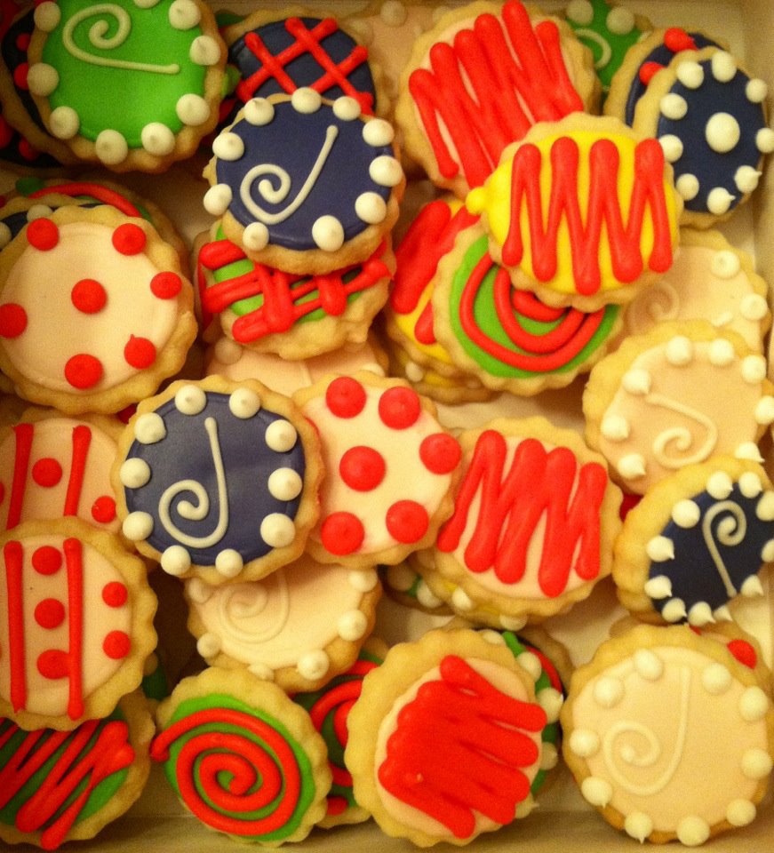 Sweet Treats by Susan: Colorful Box of Mini-Bites :)