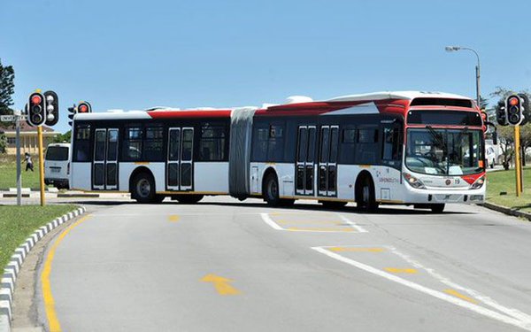 PORT ELIZABETH - TASK TEAM TO REVIVE R2 BILLION BUS SYSTEM - Bay ...
