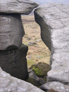 Walking The Peak: Moscar Moor, Stanage Edge, Burbage Valley and Fox House.