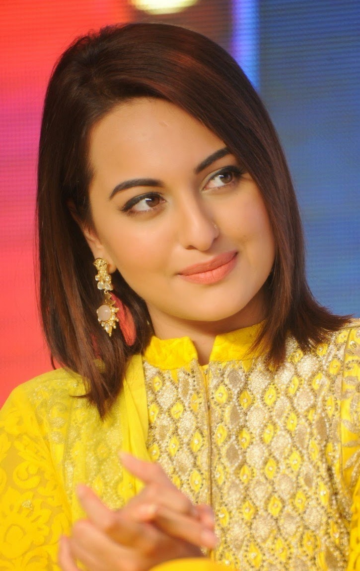 Actress HD Gallery: Linga movie audio release function photo Gallery