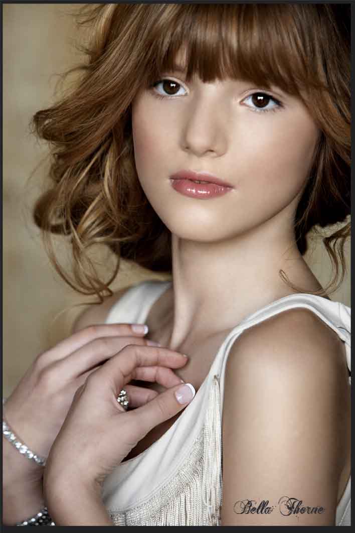 Bella Thorne - American actress and model ~ star's photo