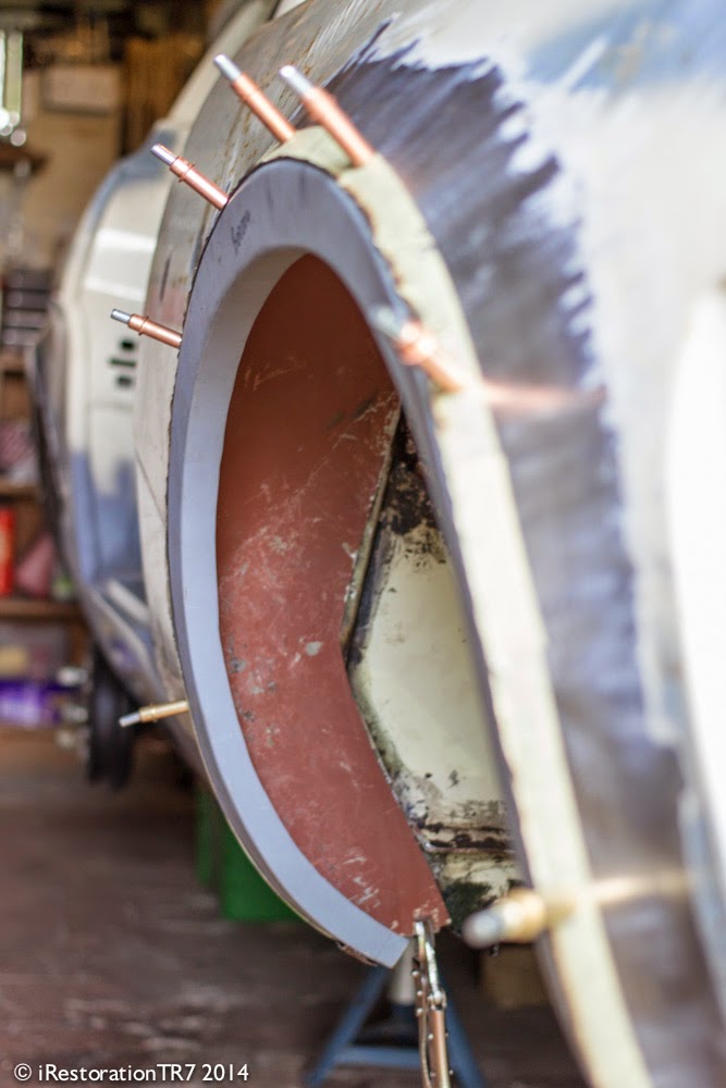 iRestoration TR7: Front offside wing repair pt3...