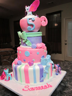 MyMoniCakes: My Little Pony Teacup Cake