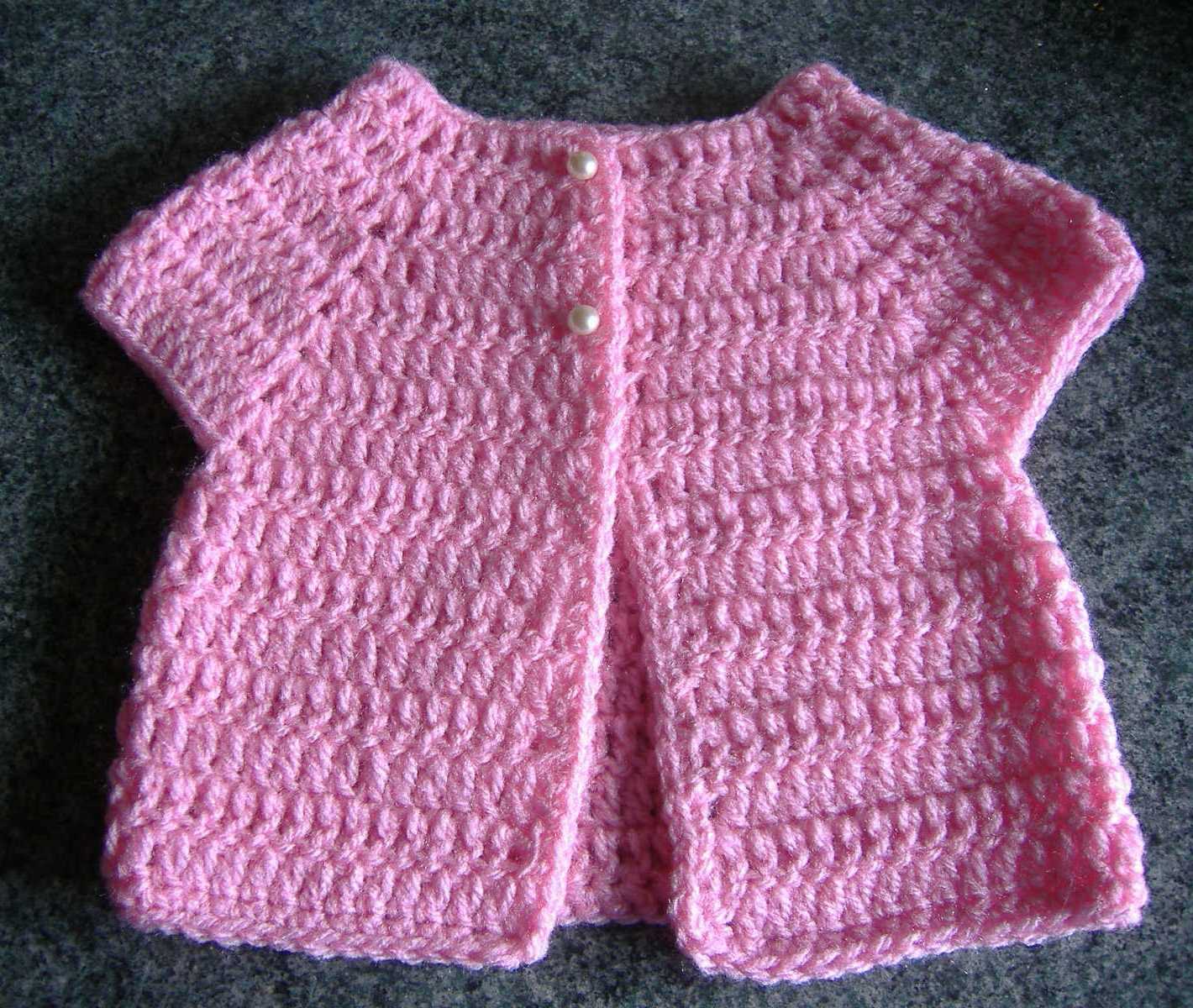 Marianna's Lazy Daisy Days: Cute Crochet Baby Cardi