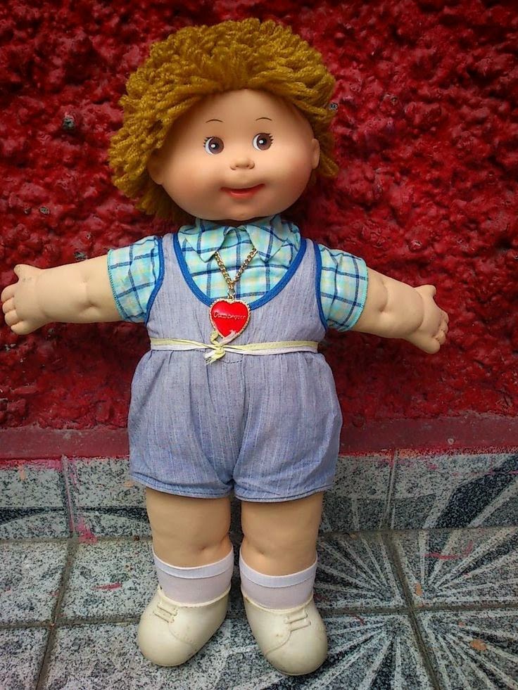 Brinquedos Inesquecíveis - Boneca Quem Me Quer - Nostalgiarama