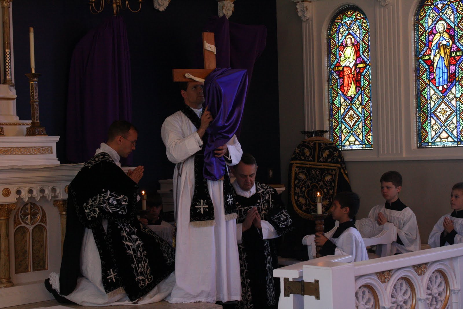 TORONTO CATHOLIC WITNESS: Adoration of the Two-by-Four: Blasphemy at St ...
