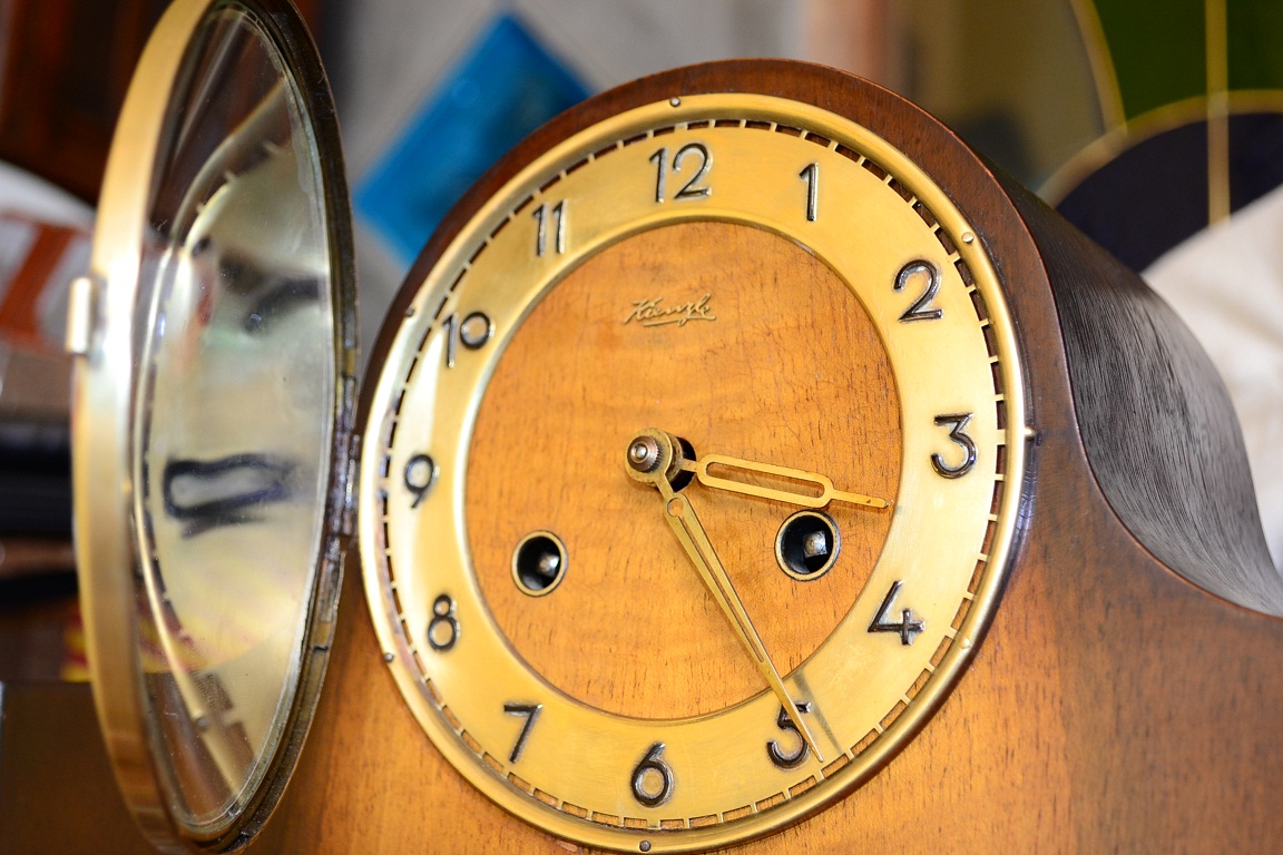 jam - jam kuno and antique stuff: KIENZLE mantel clock