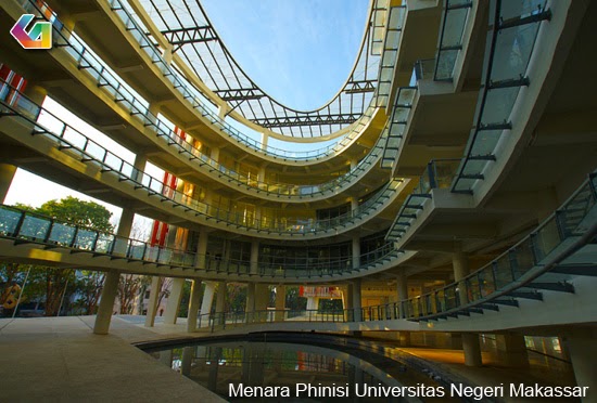 Koran Arsitektur: Menara Phinisi Universitas Negeri Makasar - Sulawesi ...