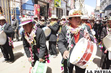 Fotos Música, vestimenta y baile, indispensables en la Anata Andina ...