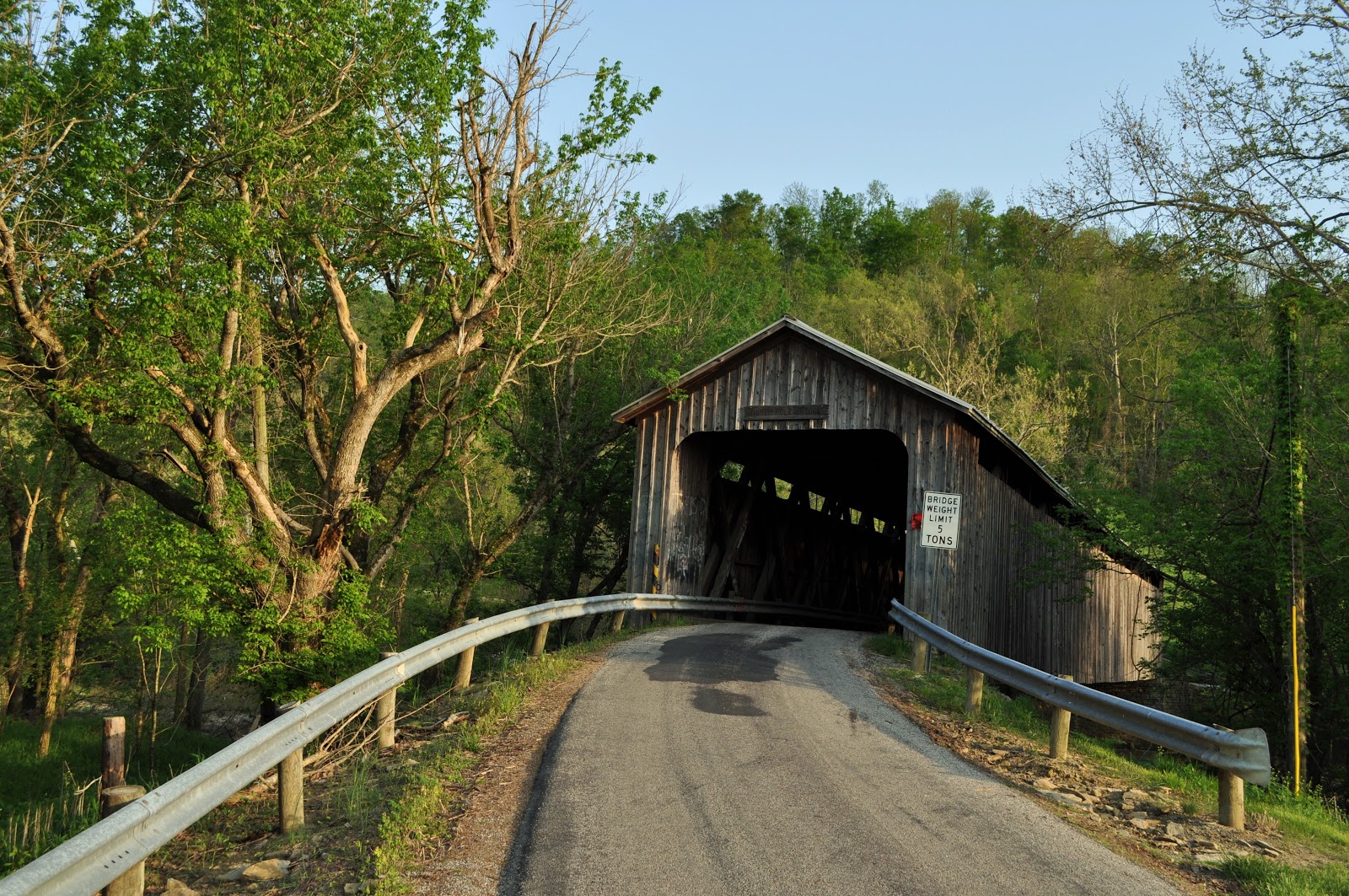 COVERED BRIDGES IN OHIO +: NORTH POLE ROAD COVERED BRIDGE - RIPLEY, OHIO