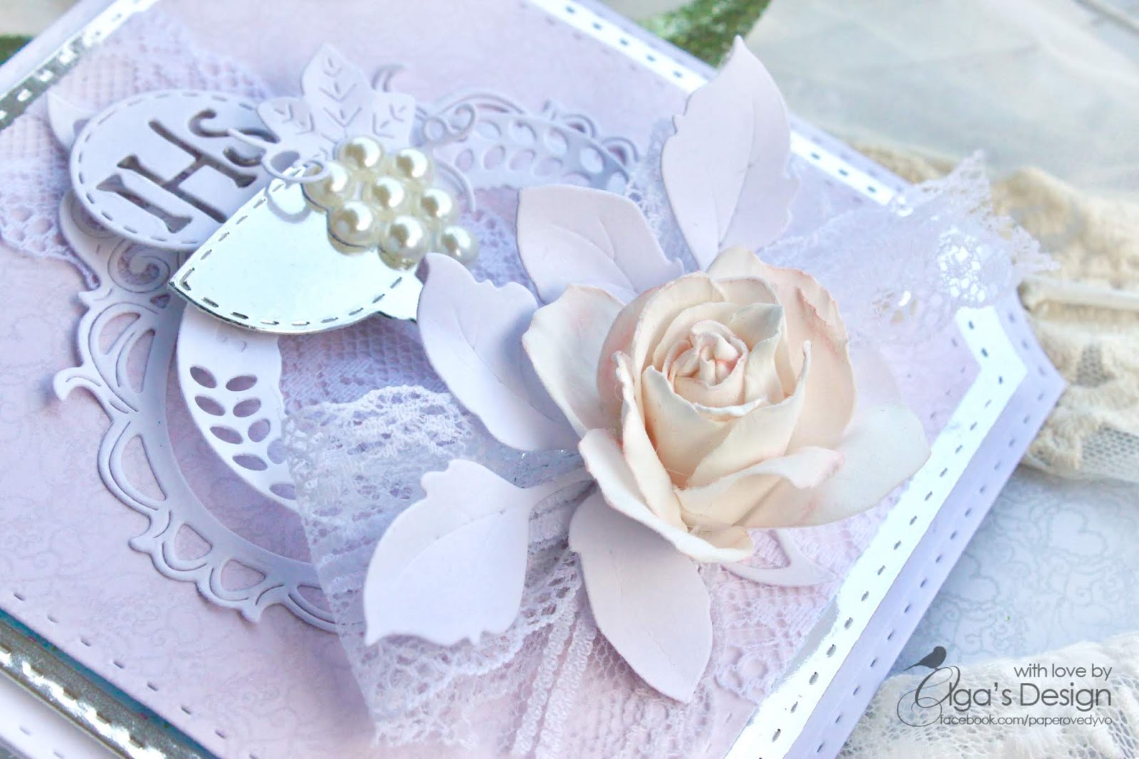 14 Craft Bar: Two delicate communion cards