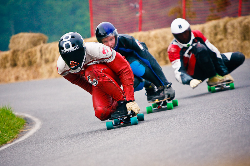 Educación Física y Cultura Física: LONGBOARD DOWNHILL. DEPORTE EXTREMO