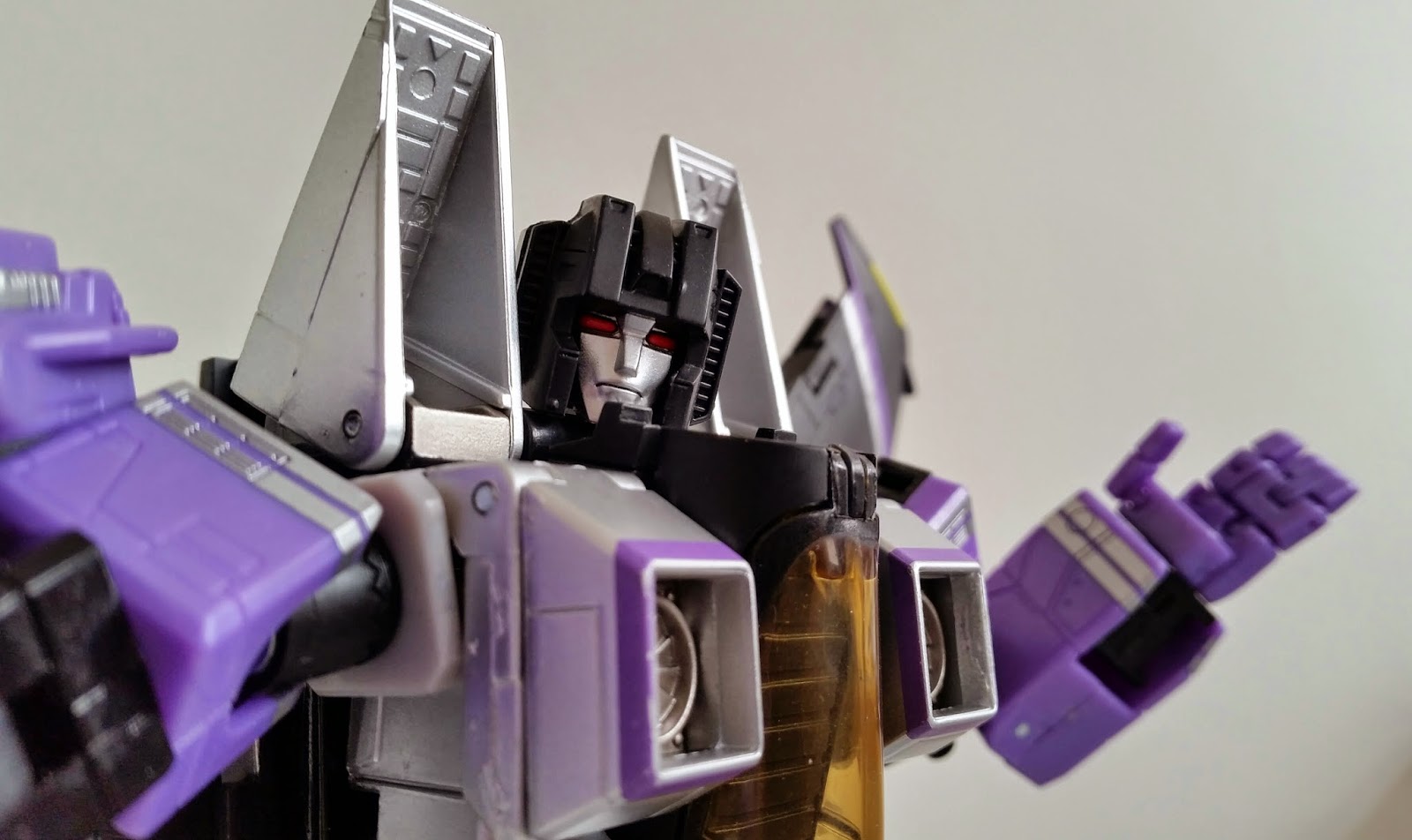 Masterforce UK: Takara MP-11SW Skywarp Review