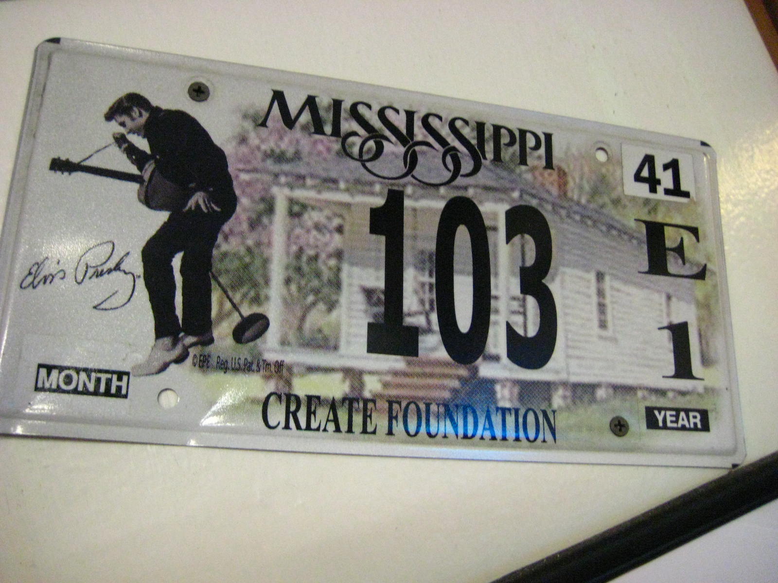 Tiny Travels Through Mississippi: Tour of Tupelo #1 - Johnnie's Drive-In