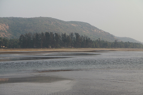 Karde Beach | Konkankatta.in