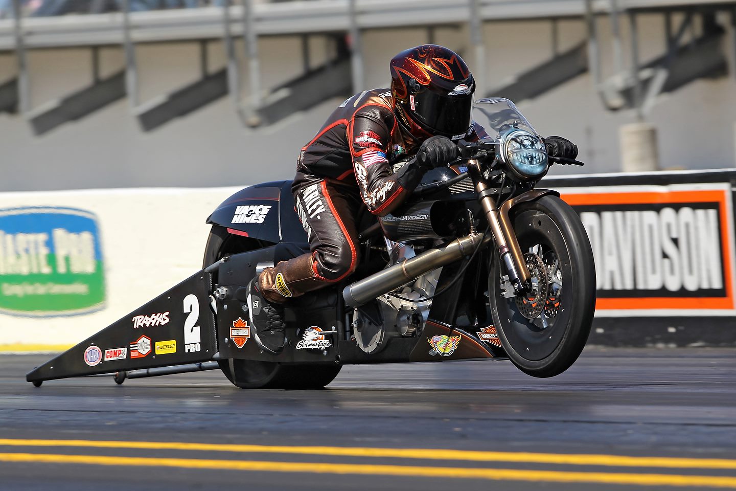 Racing Cafè: Harley-Davidson V-Rod Drag Racing @ NHRA Pro Stock ...