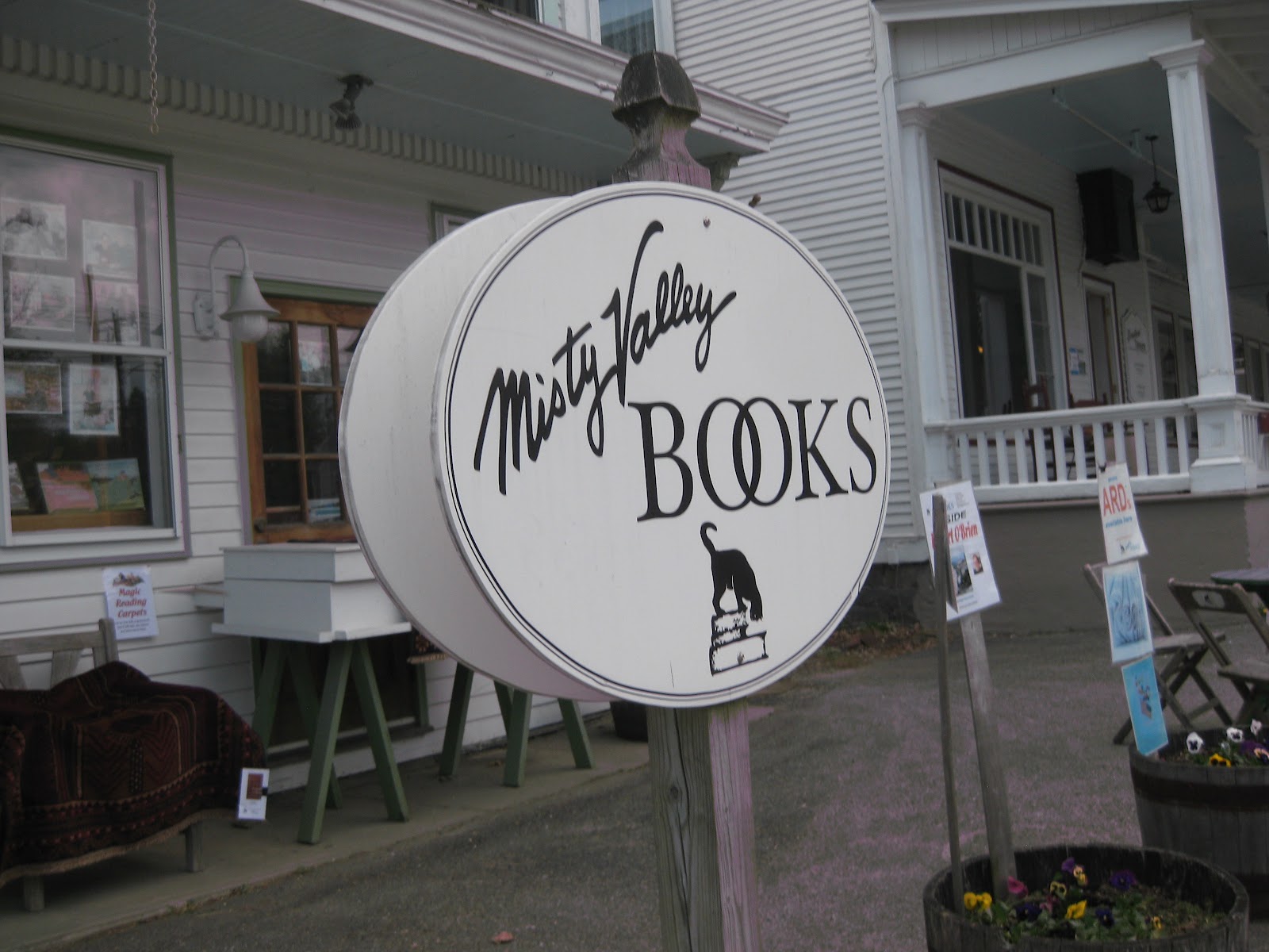 On Books and Biblios: Chester, VT--Country Girl, Menus, and Books!