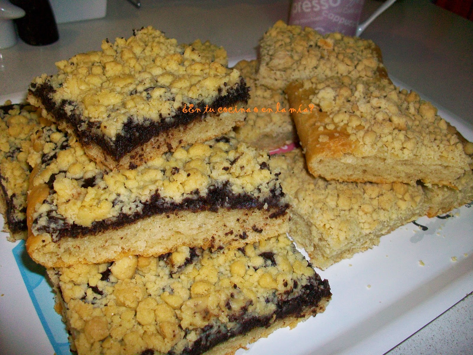 ¿En tu cocina o en la mía?: TORTA DE MIGAS ALICANTINA (CON Y SIN CHOCOLATE)