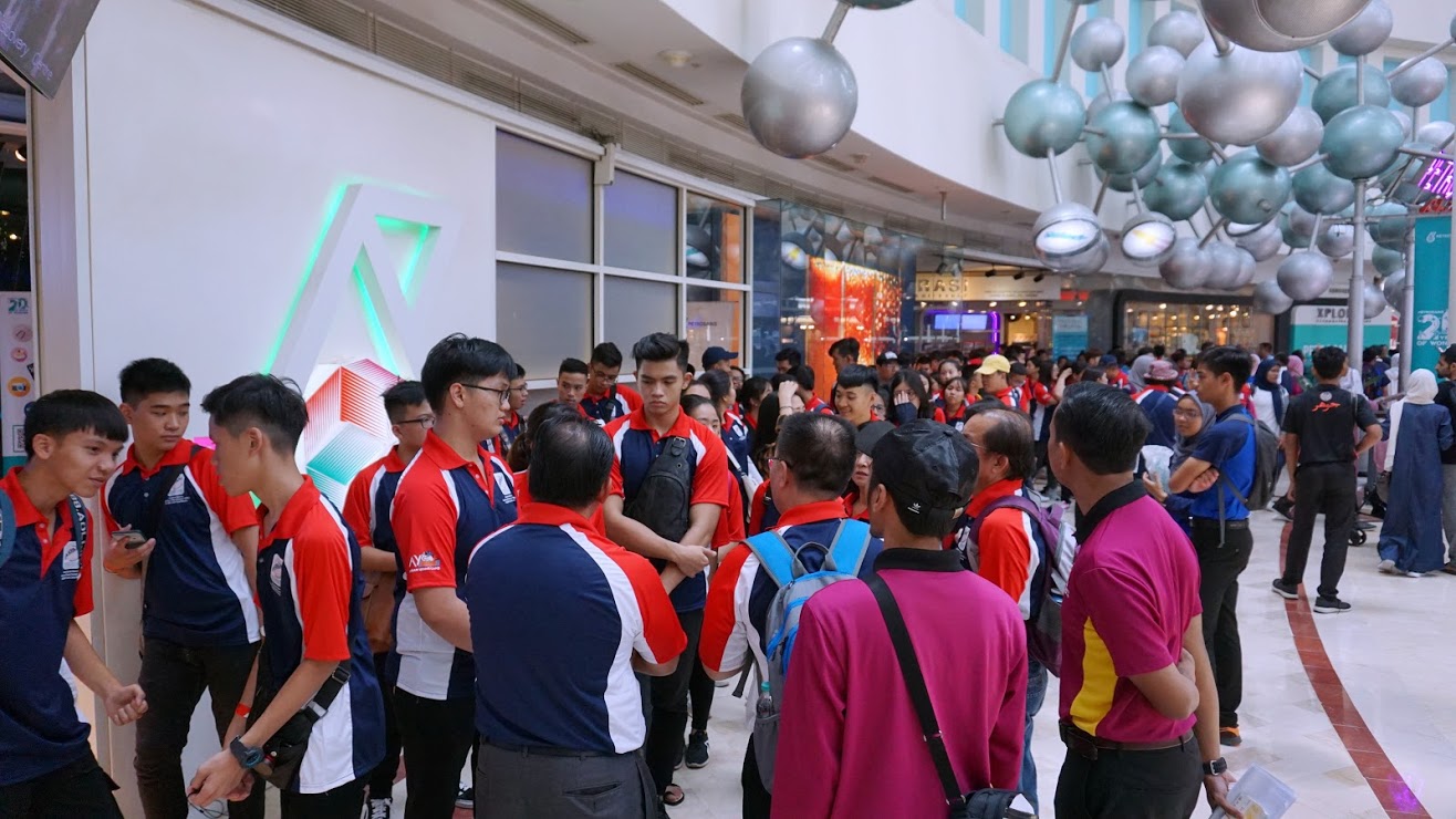 ASEAN Youth Camp Malaysia 2019 : KLCC and Petroscience