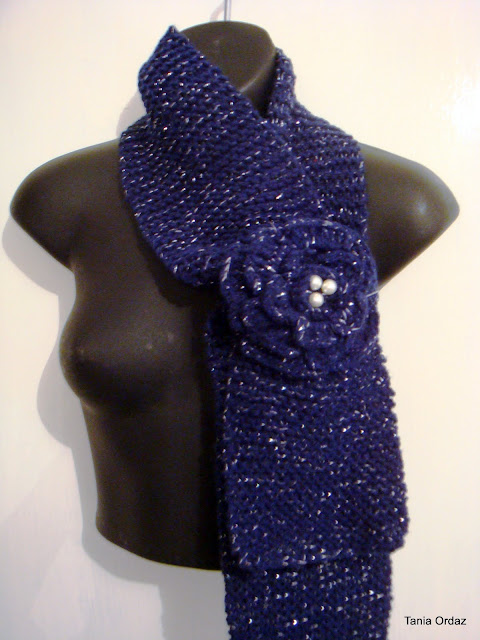 Tienda de Tania Ordaz.: Bufanda Marino con plata y banda para el cabello