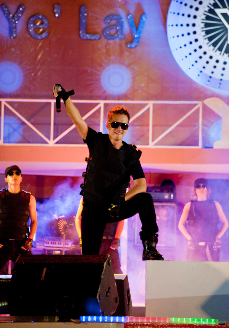 Ye Lay: One Man Show - Photo Album 1