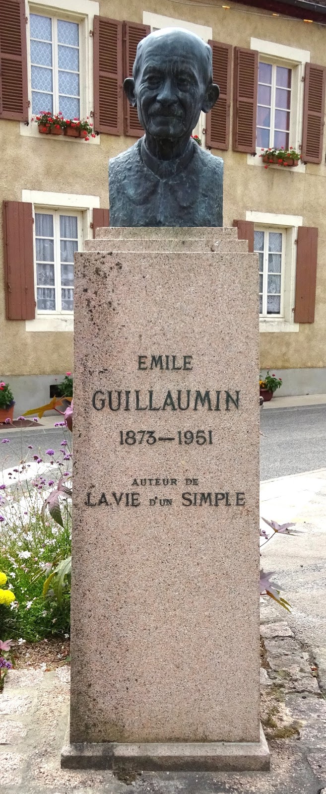 Dr Tony Shaw: Émile Guillaumin in Ygrande, Allier (03)