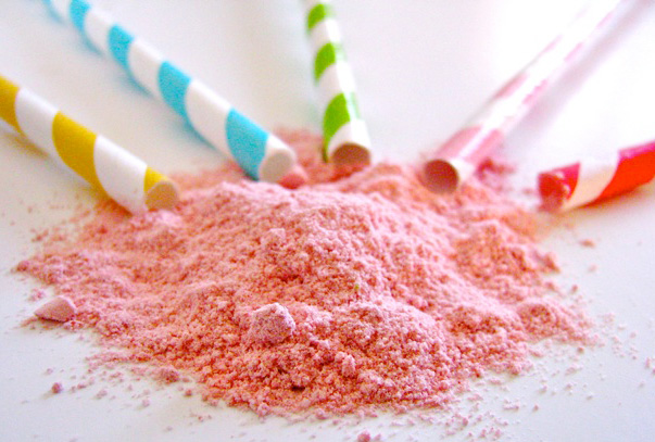 Be Different...Act Normal: DIY Pixie Sticks [Healthy Pixie Sticks]