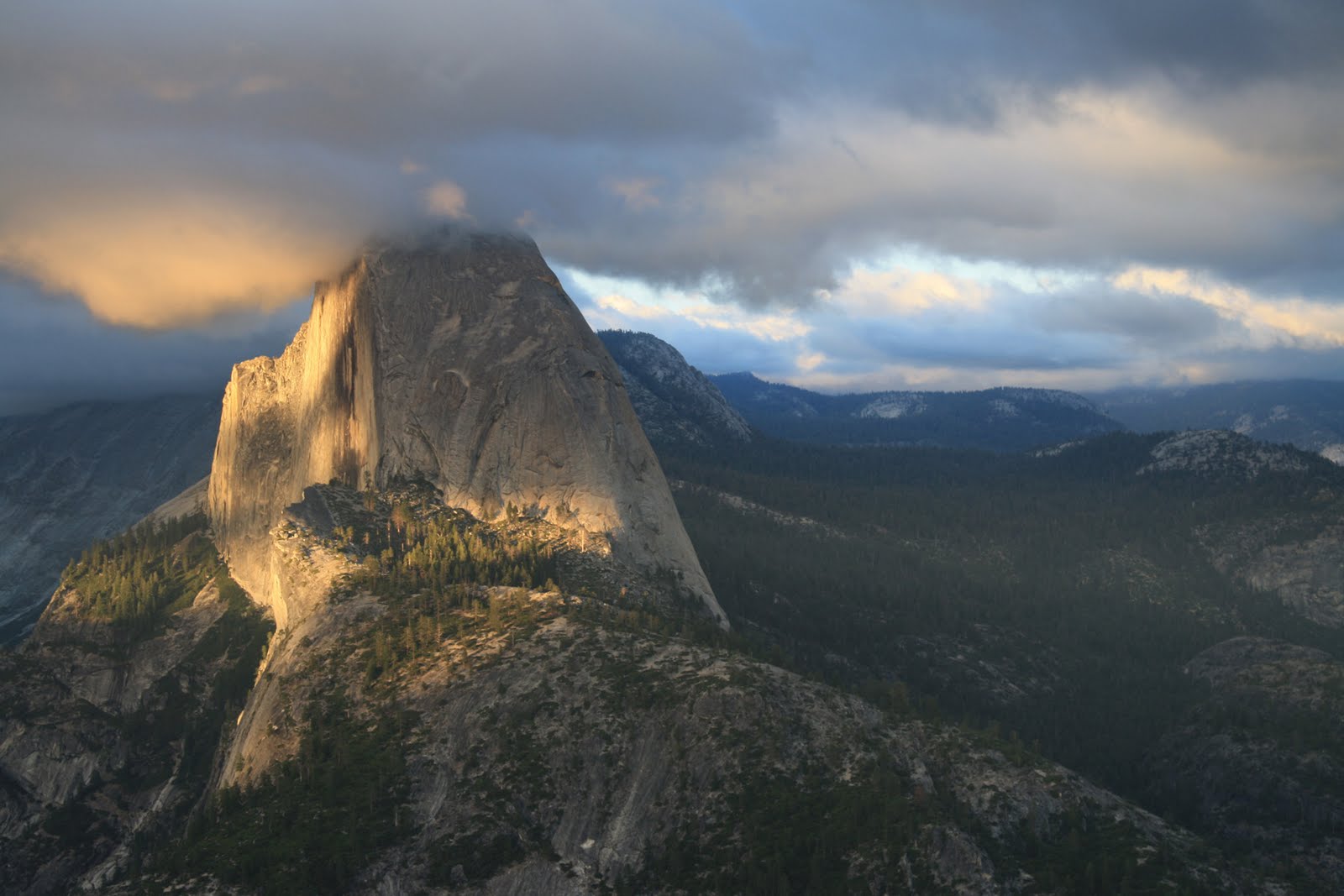 Living and Dyeing Under the Big Sky: Washburn Point in Yosemite ...