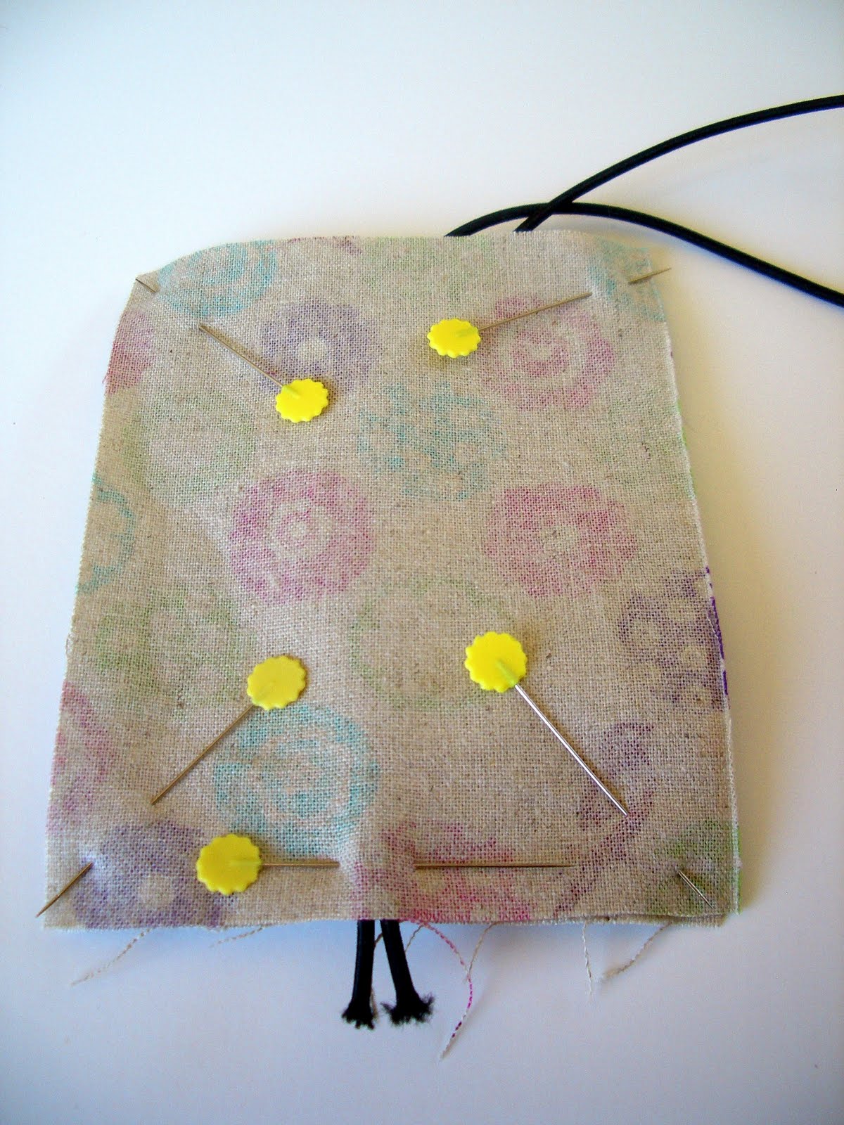 Cell phone pouch | Hello Beautiful