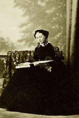 THE SAVVY SHOPPER: German Empress Victoria: A Book Review And More