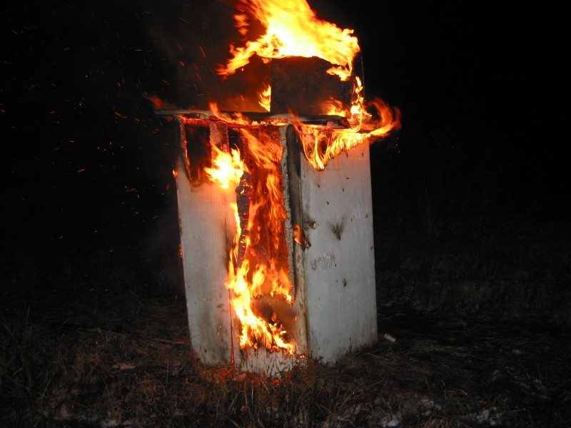 Eternal Optimist: BLOWING UP THE OUT-HOUSE