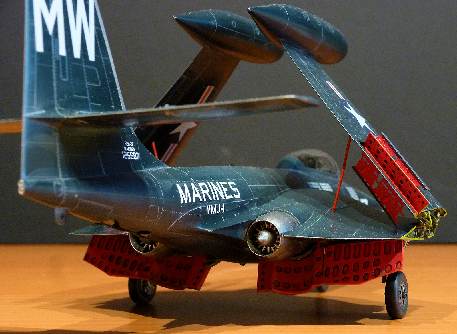 The Modelling News: Building the Big Blue Banshee - Kitty Hawk's 48th ...