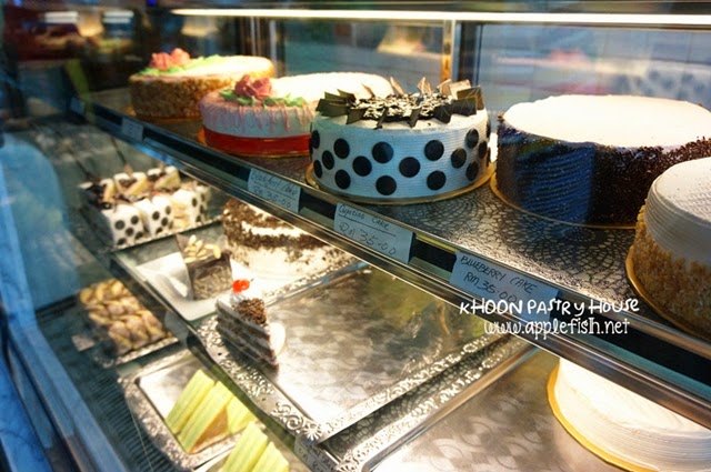 月光下のApplefish: 悦群蛋糕店 (Khoon Pastry House) @ Argyll Road, Penang