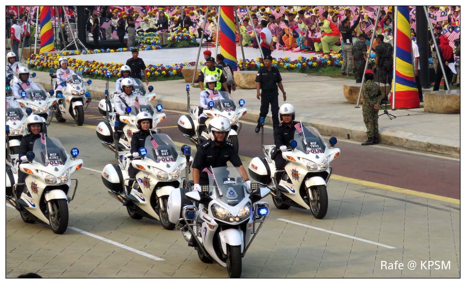 Sejarah Konflik & Militer: Malaysian Independence Day Parade - 31st ...