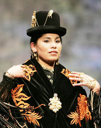 BOLIVIA WRESTLING CHOLITAS by EBA TRANSTUR D.M.C.