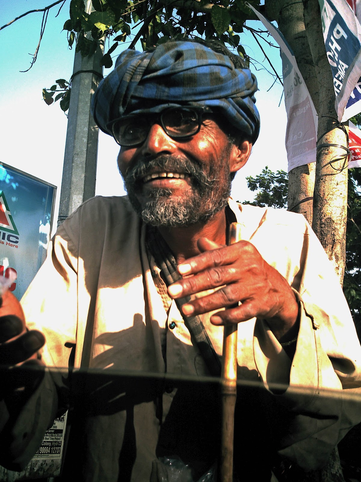 Stock Pictures: Destitutes and beggars - portraits of old men