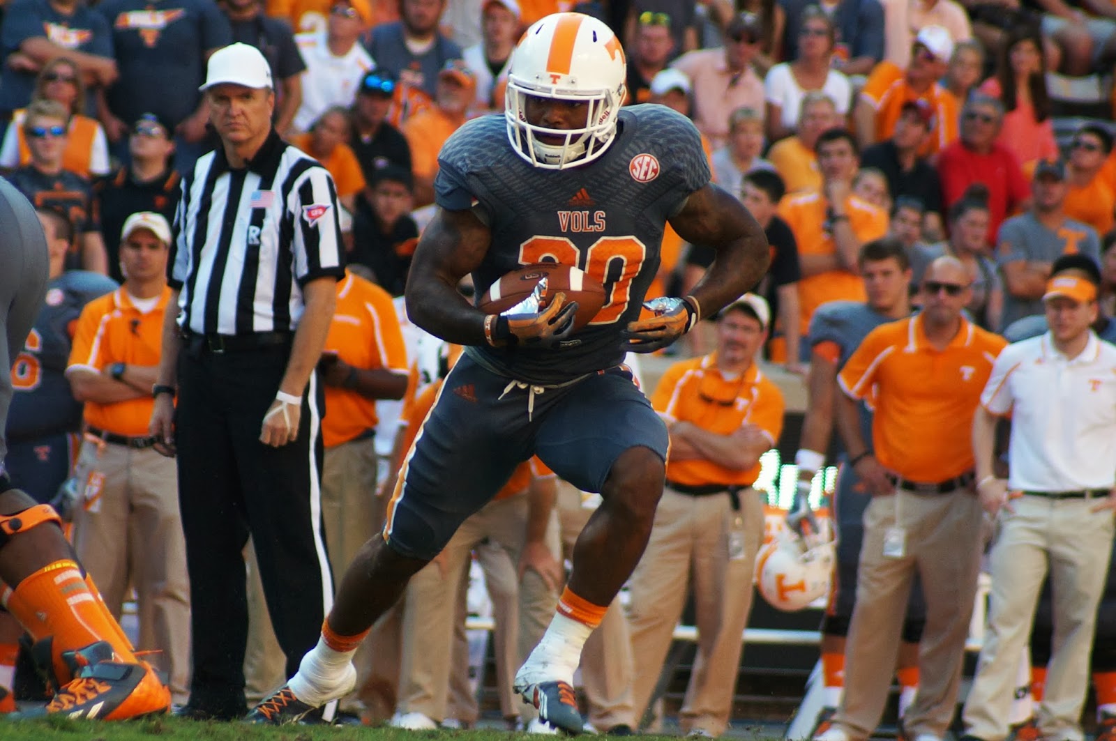 AJ-T Sports Musings, Ramblings, News & Notes: Vols unable to upset ...
