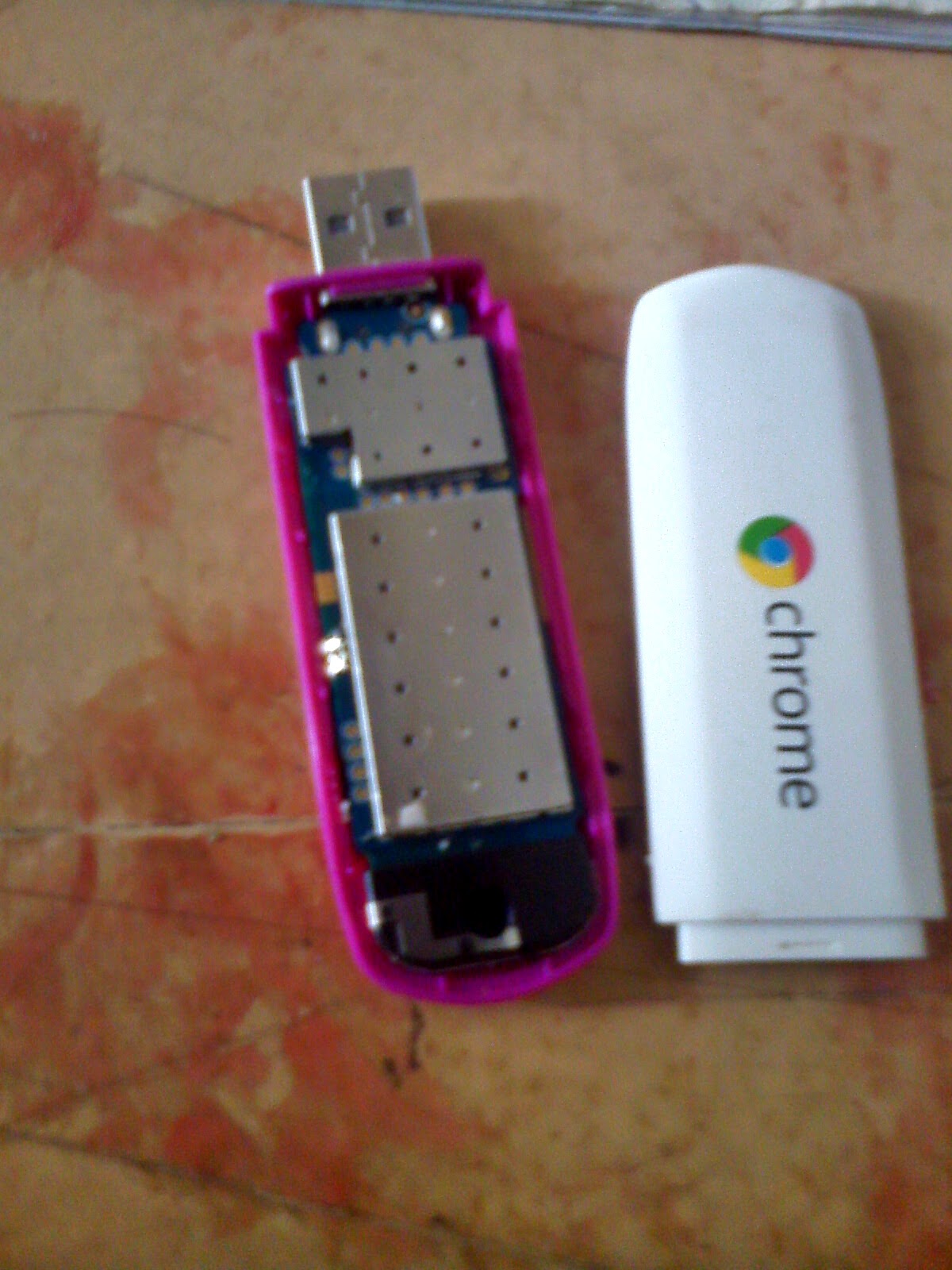 Merintis Usaha Server Pulsa: Sharing Modem USB lewat Lan di Windows 7