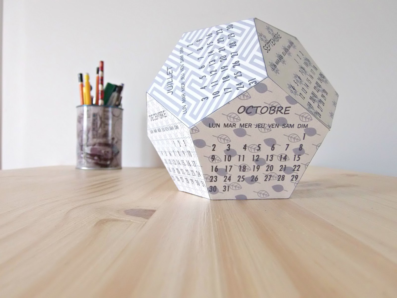 Calendrier de bureau graphique 2017 - Truc & Tricks