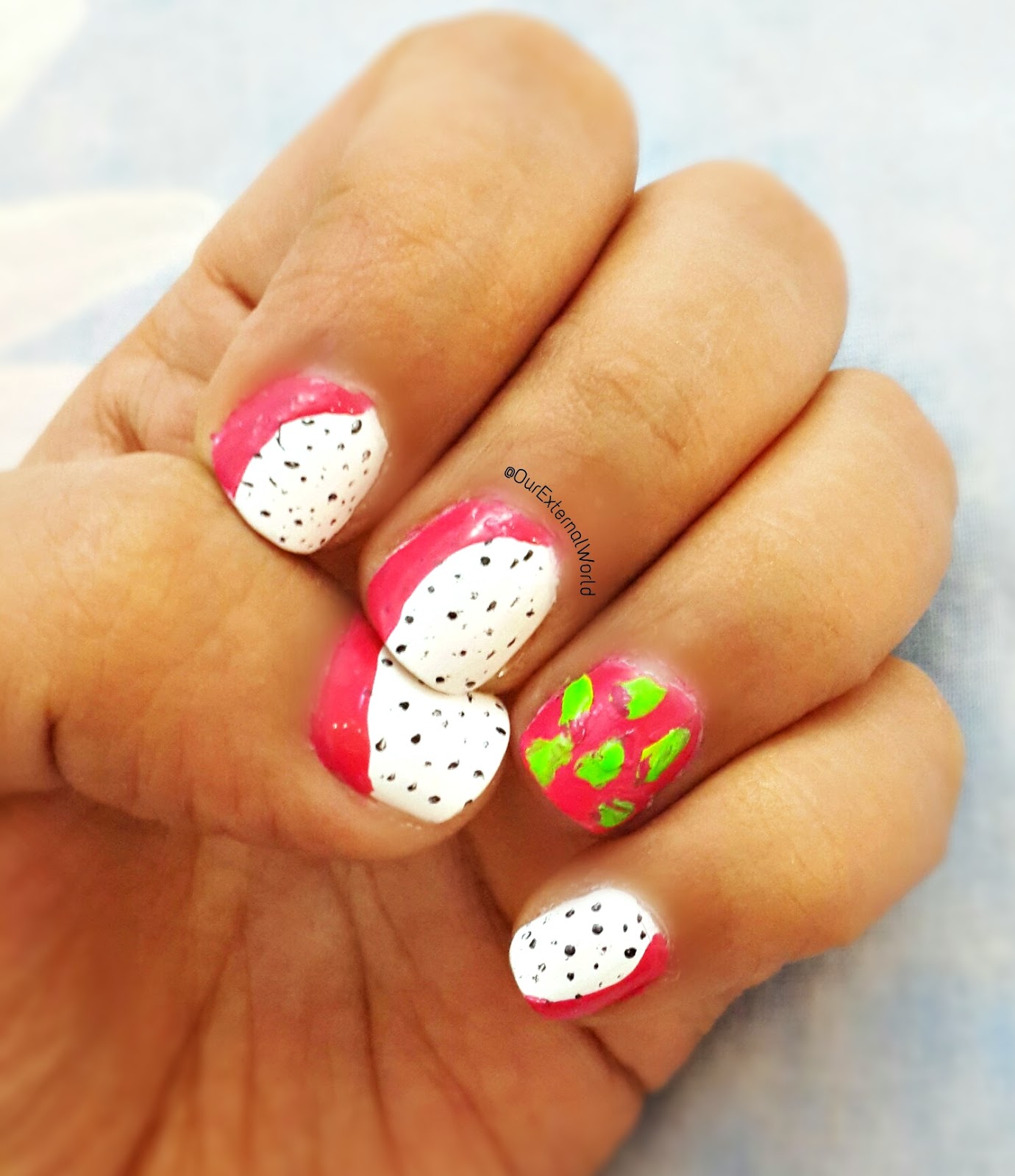 Twin Nails Challenge - Dragon Fruit Nail Art