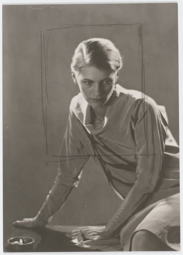 Much More Than a Muse: 25 Beautiful Black and White Photos of Lee ...