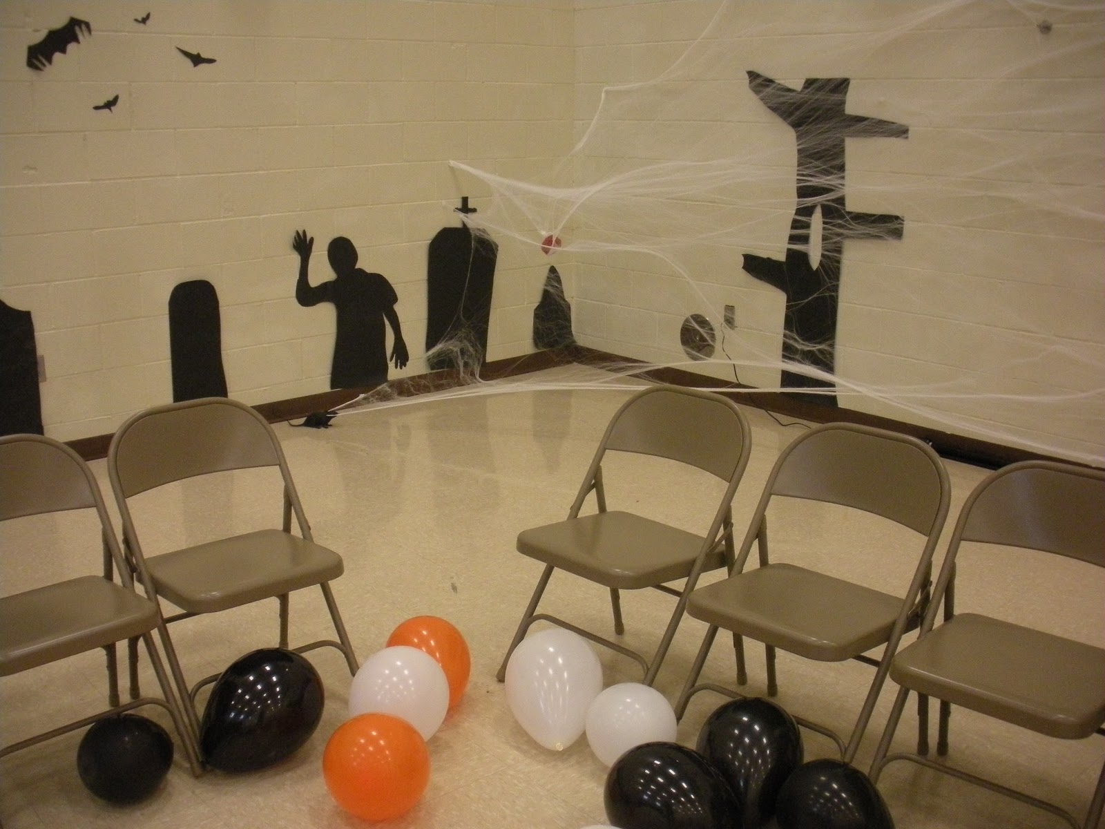 The American Homemaker: Zombie Prom