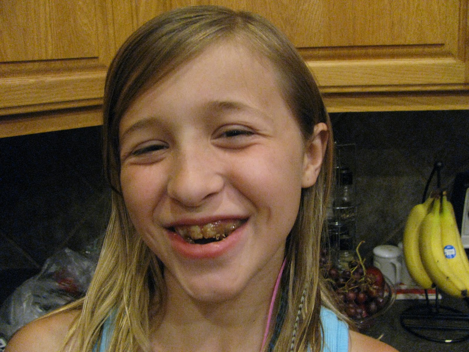 Essie Why Says...: Pretty Smiles and 4th Grade Wonders