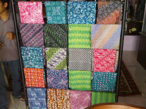 Sekilas Pengetahuan: Ciri - Ciri Batik Khas Tasikmalaya