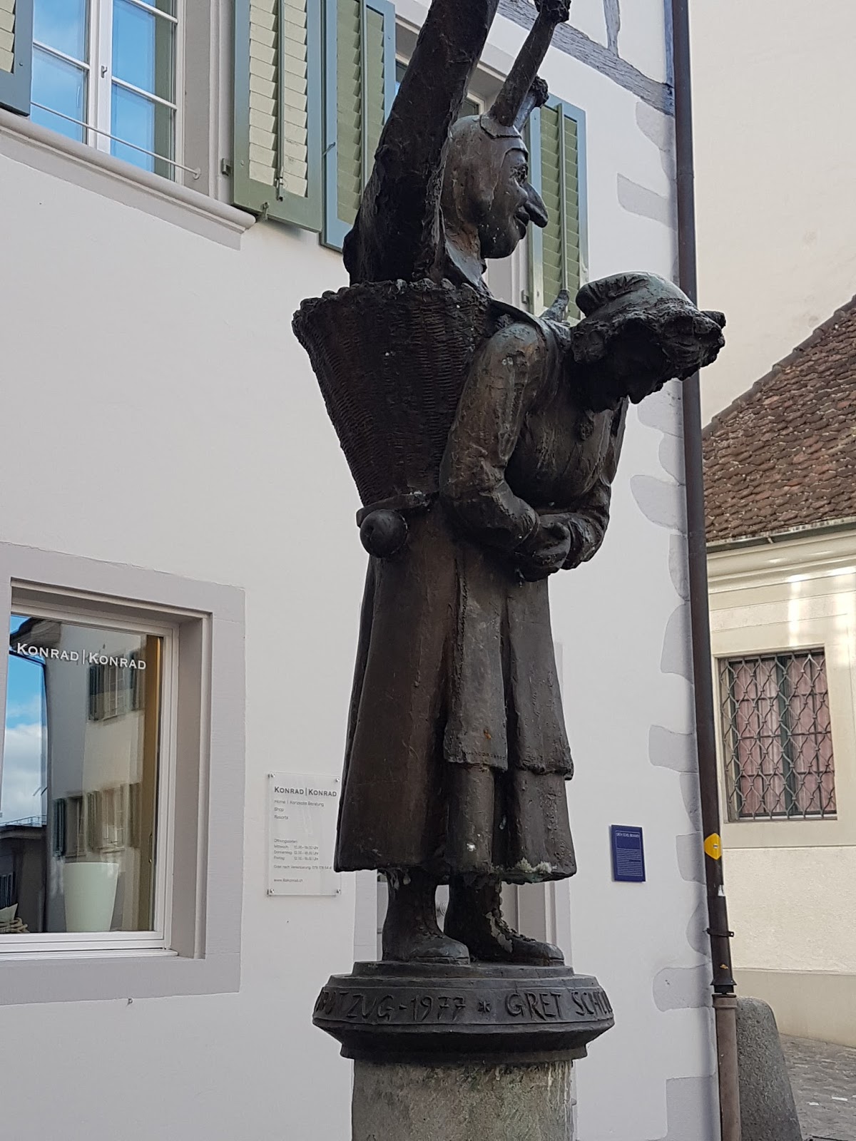 Julia's Switzerland: Discovering Zug - its history and its Kirschtorte