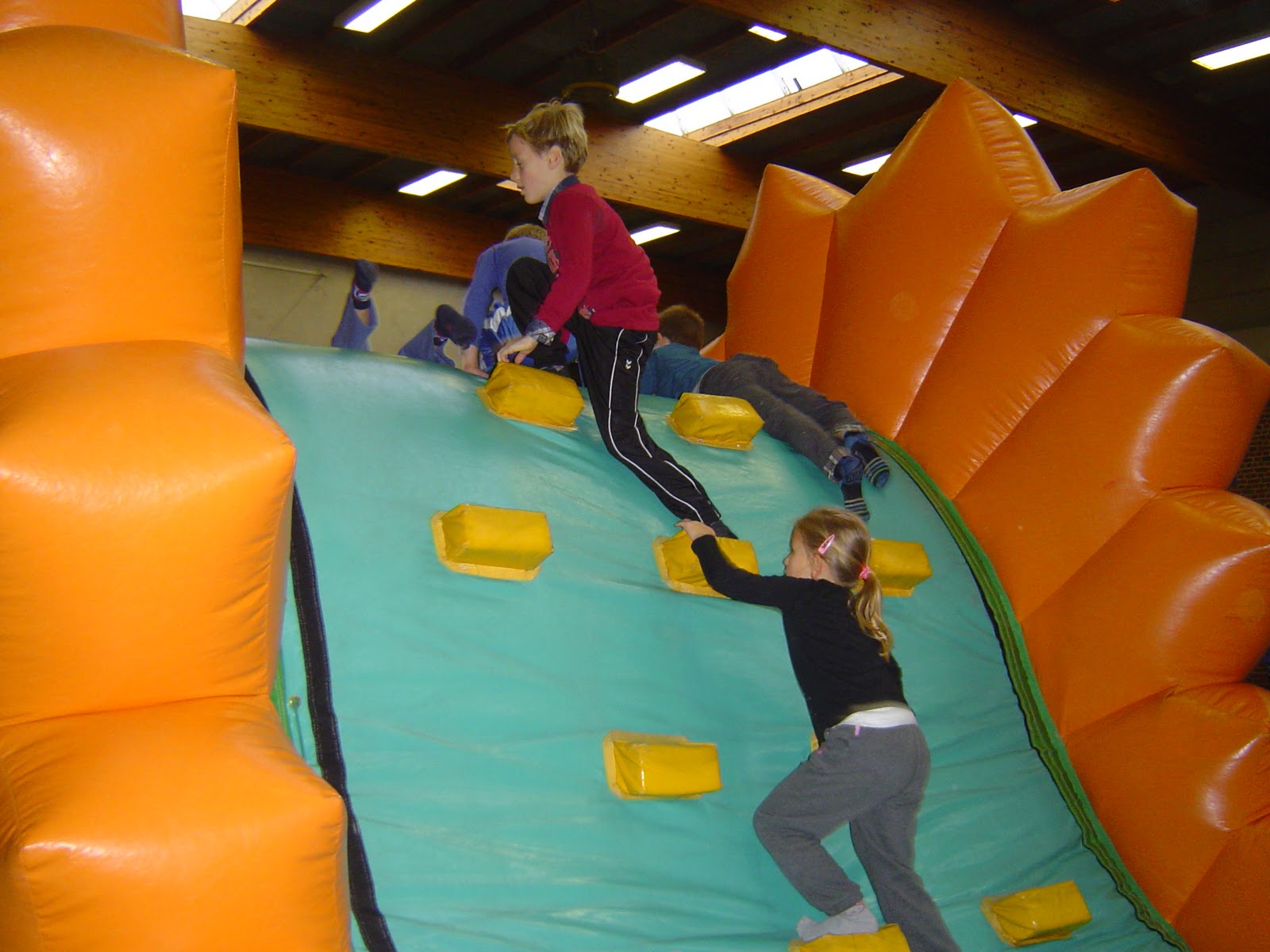 1ste leerjaar: BEWEGINGSOMLOOP op 20 december