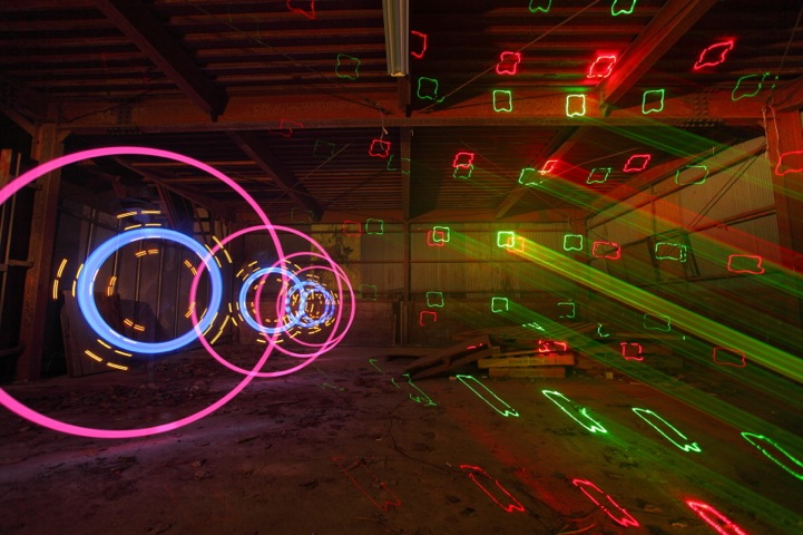 FUN GREEDY: Geometric Shapes in Light Painting
