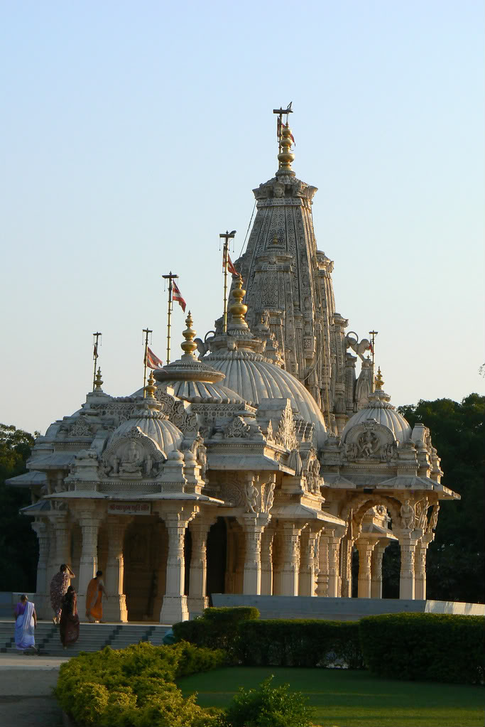 ShreeSwamiNarayanBhagwan: BAPS Swaminarayan Temple Una