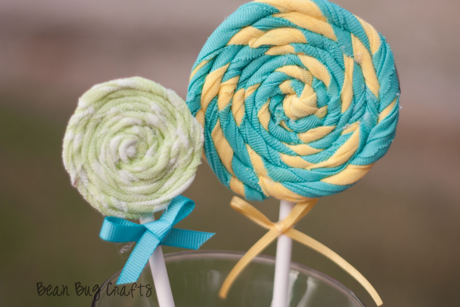 BeanBugCrafts: Fabric Flower Tutorial